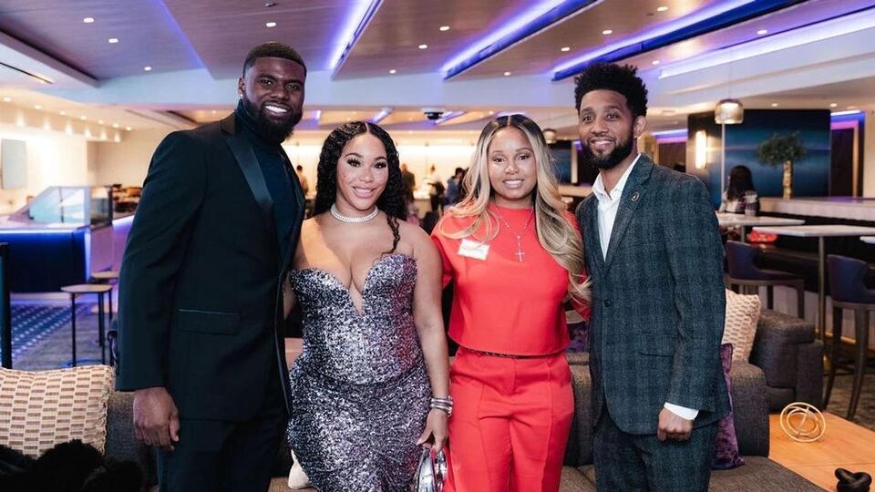 Ravens QB Tyler Huntley, Mayor Brandon Scott, and teammates join for ...