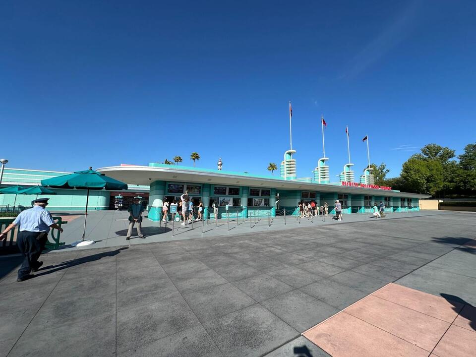 Pavement Repainting at Disney’s Hollywood Studios Entrance - NewsBreak