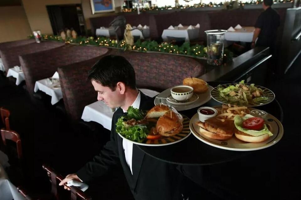 Man With Facial Deformities Told to Leave Restaurant Because He Was ...