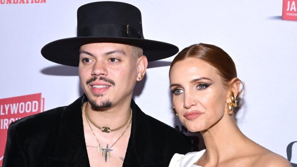 Who Is Evan Ross’ Wife? Ashlee Simpson’s Kids & Relationship History ...