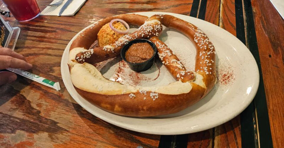 Florida’s German Restaurant That Feels Like a Trip to Bavaria - NewsBreak