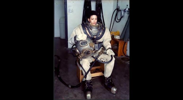 Army’s first female deep sea diver reflects on career - NewsBreak