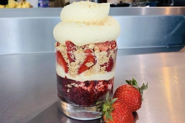 Midnight ice cream sundae store Scoop N Scootery to open first Texas ...