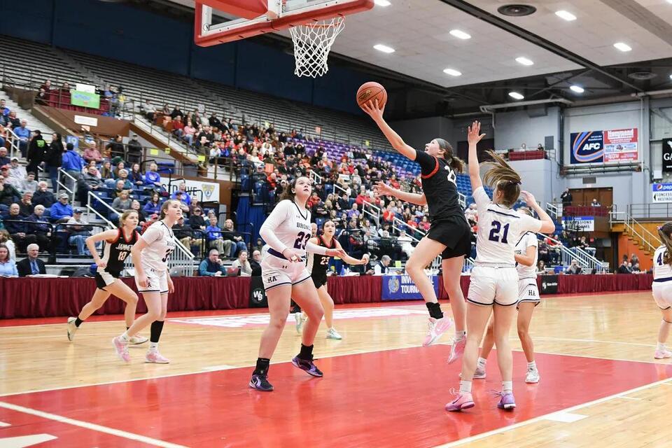 8 Maine high school basketball games to watch this week - NewsBreak