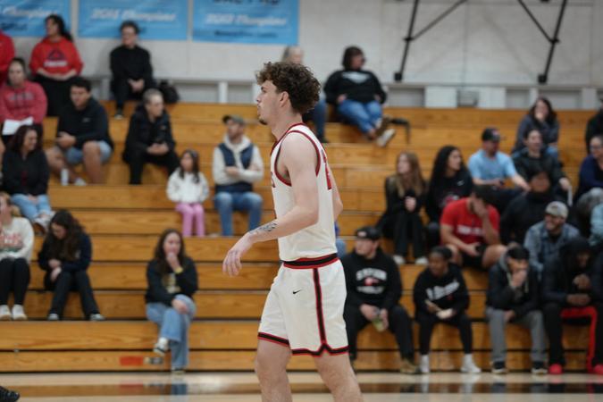 Harms leads the Red Hawks past the Pioneers on New Year's Day - NewsBreak