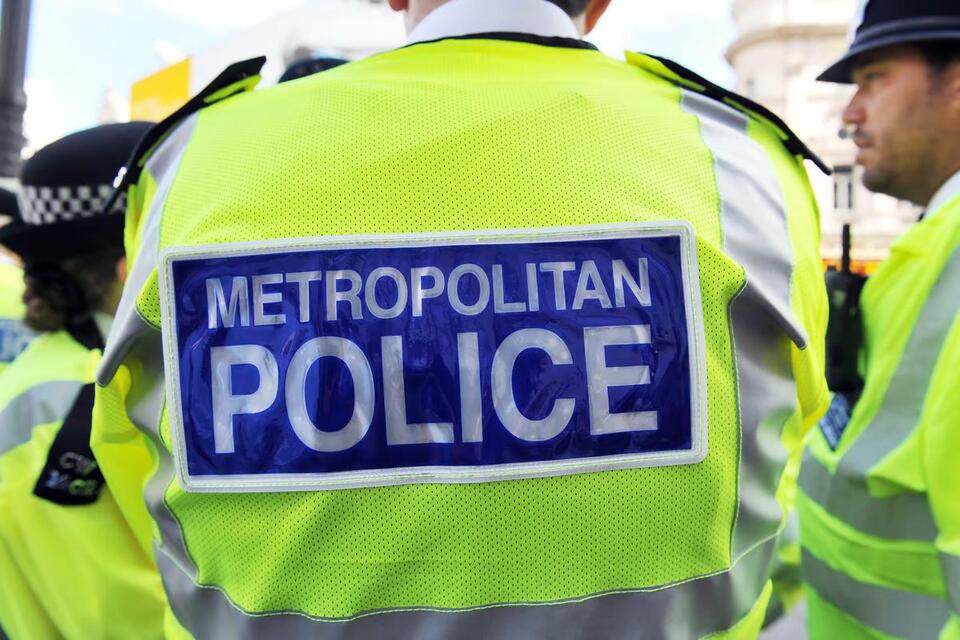 Met policewoman shared offensive WhatsApp message about ‘pretty lesbian ...