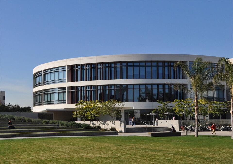 LMU falls to No.102 in U.S. News & World Report university rankings ...