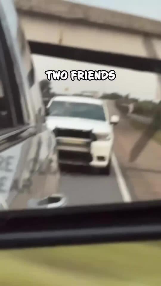 Louisiana Cop Sneaks up Behind 2 Friends - Unexpected Traffic Stop ...