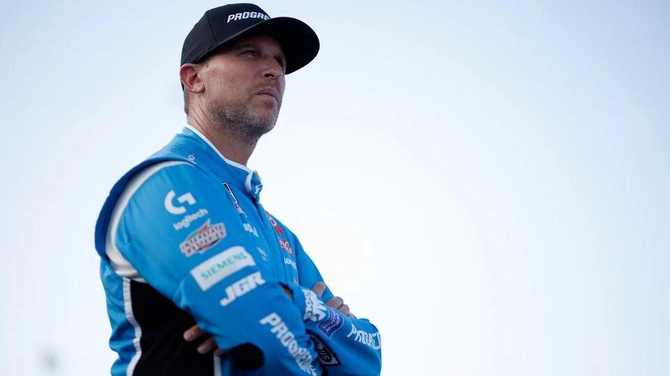 NASCAR driver Denny Hamlin's father dead, mother injured following ...