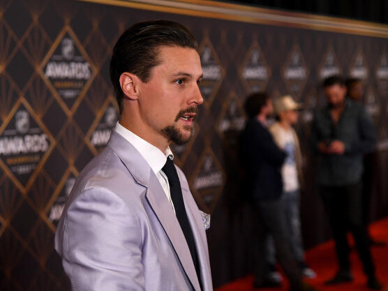 Screen Shots: Toronto Maple Leafs, Olympics, Mike Hammond