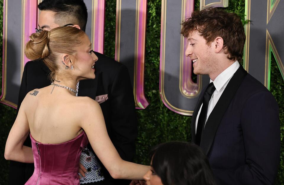 Ariana Grande and Boyfriend Ethan Slater’s Relationship Hits ‘Difficult ...