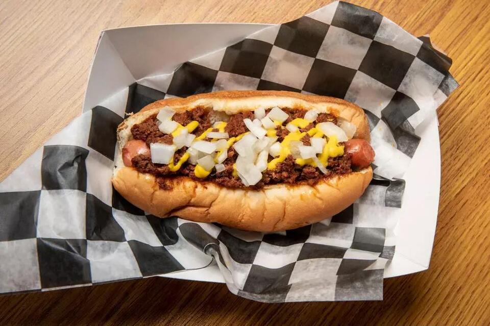 Ranked: The Top 5 Places in Lansing with the Best Coney Dogs - NewsBreak