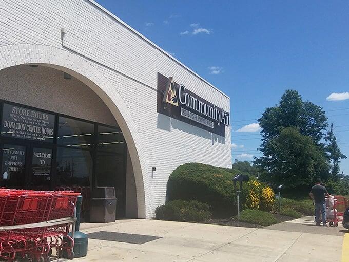 13 Enormous Thrift Stores In Pennsylvania With Thousands Of Treasures ...