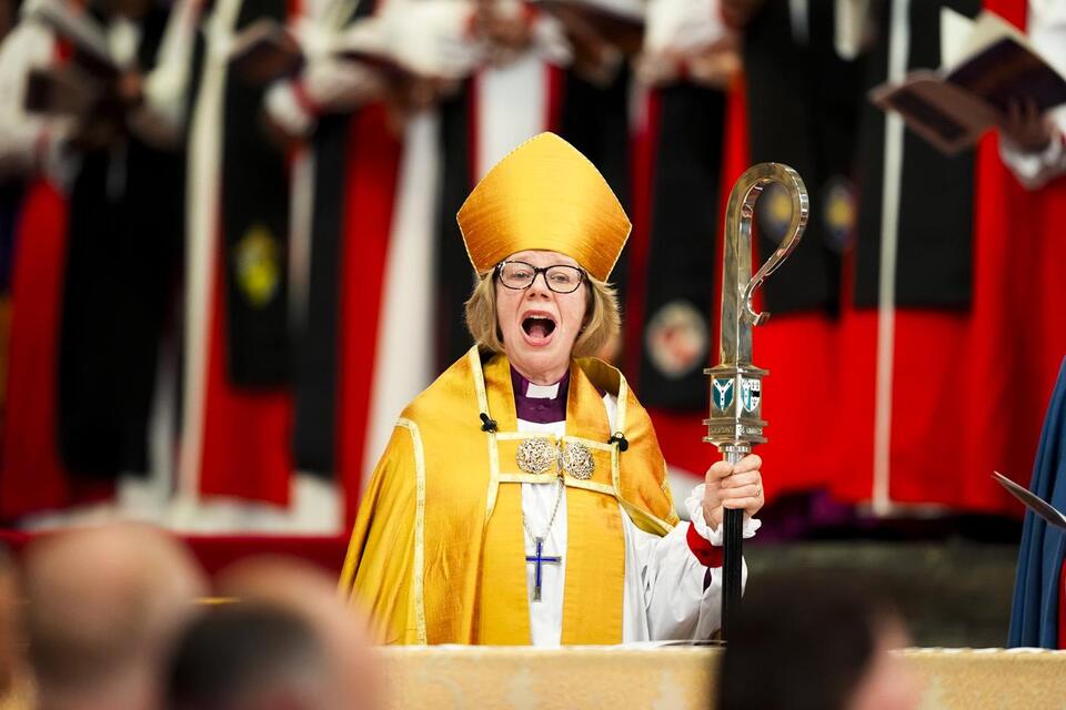 Archbishop of Canterbury uses first Easter sermon to pray for Middle ...