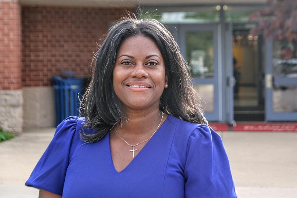 Bryant wins 69% in Democratic School Board caucus, advances to general ...