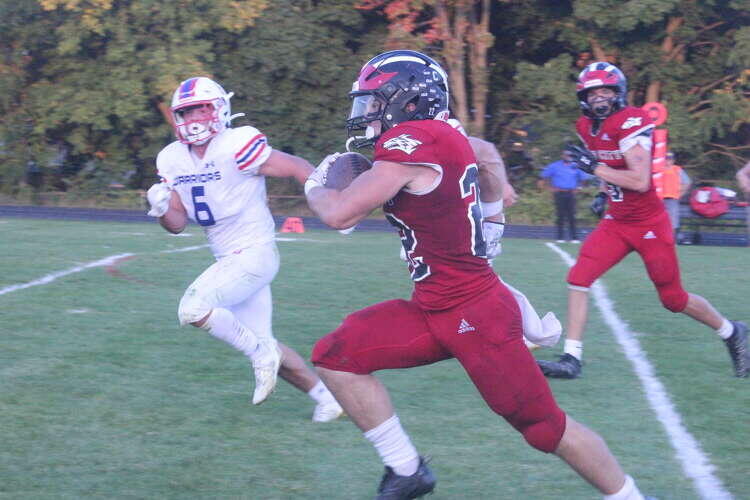 Reed City explodes over Chippewa Hills 42-0 - NewsBreak