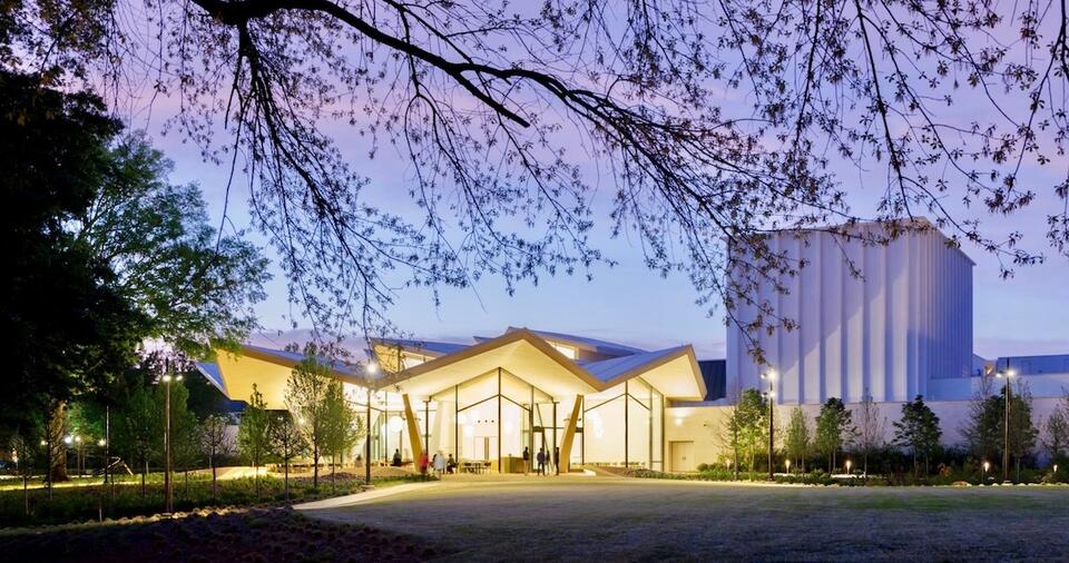 AMFA hires Andrea Moon as new Windgate Art School director - NewsBreak