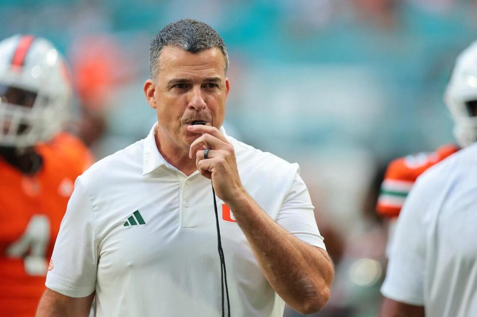 Mario Cristobal Shares Honest Carson Beck Take Amid Disappointing ...