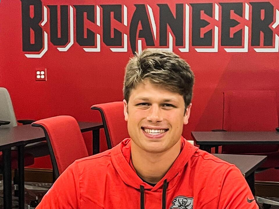 Cade Otton Parents: Father Tim & Mother Sally Otton