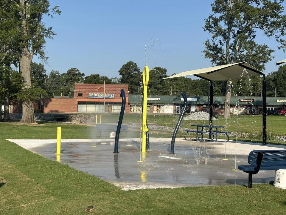 Emma Webb splash pad opens today - NewsBreak