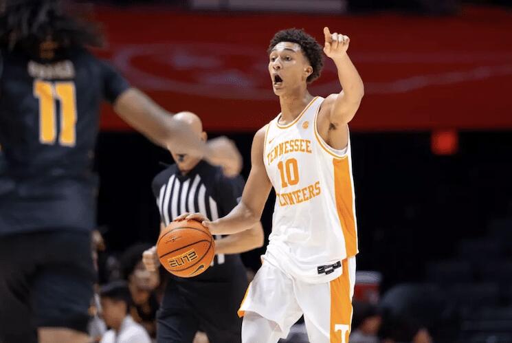 Tennessee's Nate Ament Makes History With Second-Straight SEC Freshman ...