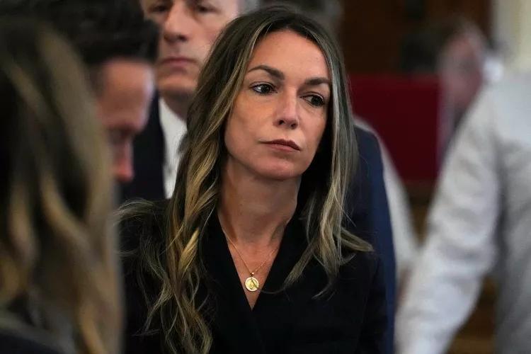 Juror in Karen Read Case to Plead Guilty to Violating Grand Jury Secrecy - NewsBreak