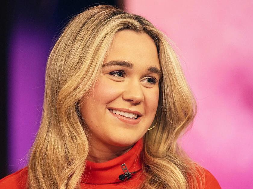 A shark attack took her leg. Now Yale swimmer Ali Truwit is a 1st time ...