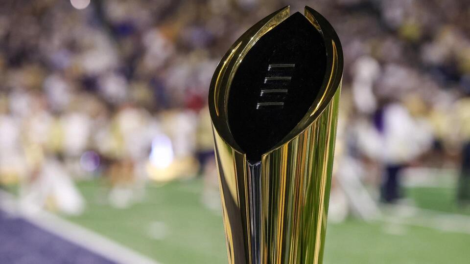 2025 College Football Playoff Odds: Top Teams Analyzed - NewsBreak
