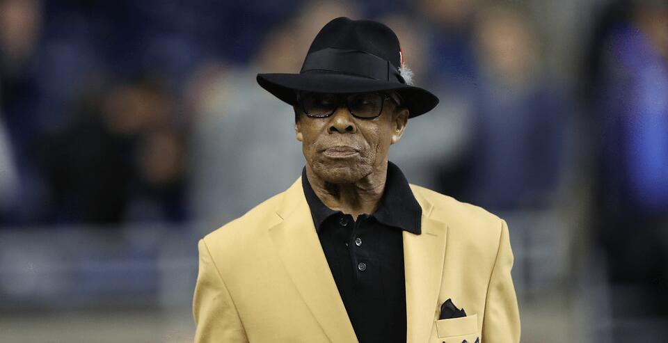 NFL Legend Is Confirmed as Alive, Despite Rumors Circulating of His ...