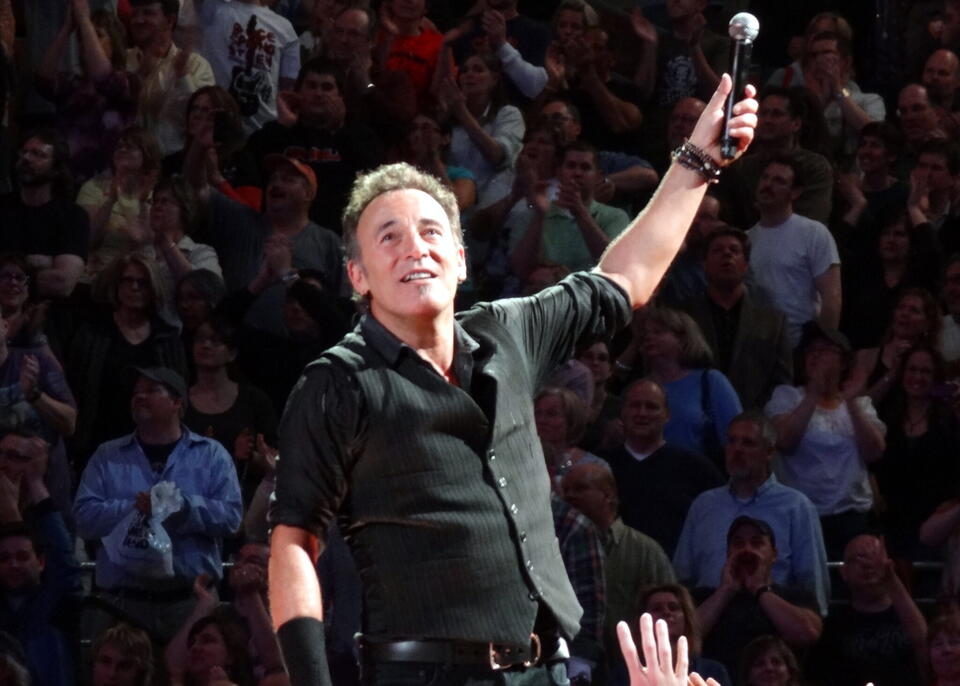Bruce Springsteen Drops New Song Taking Aim at Trump and ICE - NewsBreak