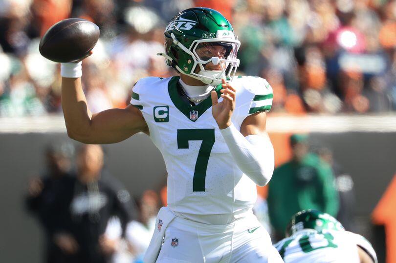 Terry Bradshaw delivers bad news to Justin Fields after calling out ...