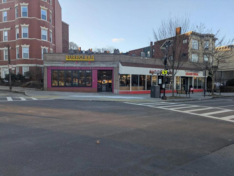 Fire damages two Washington Square businesses - NewsBreak