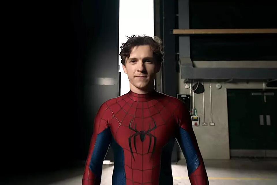‘Spider-Man: Brand New Day’ Revels Tom Holland’s New Suit - NewsBreak