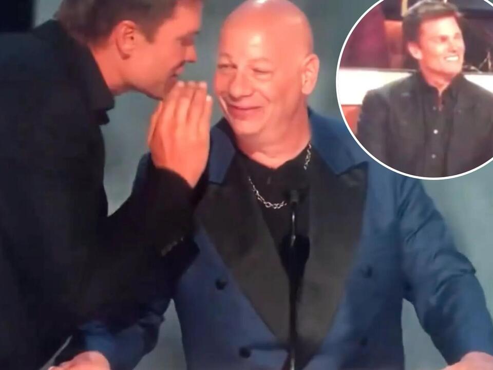 Tom Brady goes off on Jeff Ross’ Robert Kraft massage joke at roast: ‘Don’t say that s–t again’