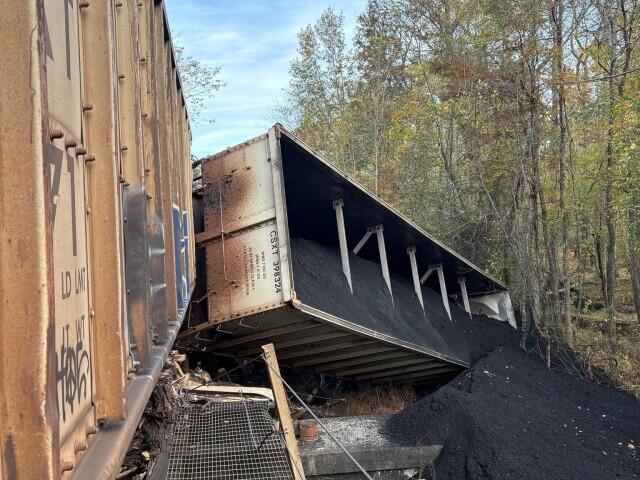 CSX train derailment in New Kent County sends 53 coal cars off track ...