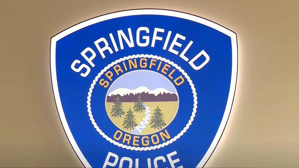 Police respond to crash on Gateway Street; three seriously injured ...