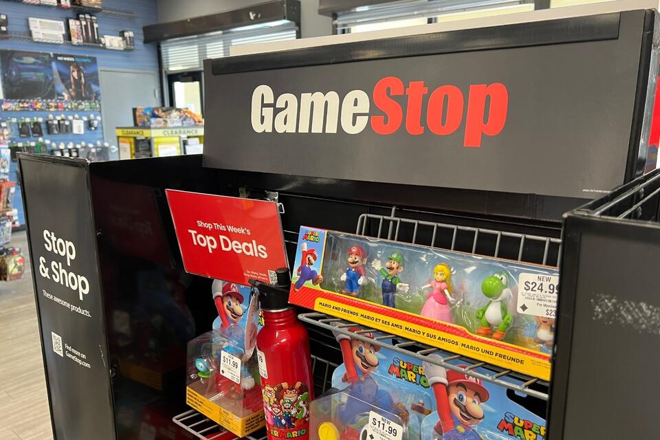 Maine Stores Set for GameStop’s Big ‘Trade Anything Day’ - NewsBreak