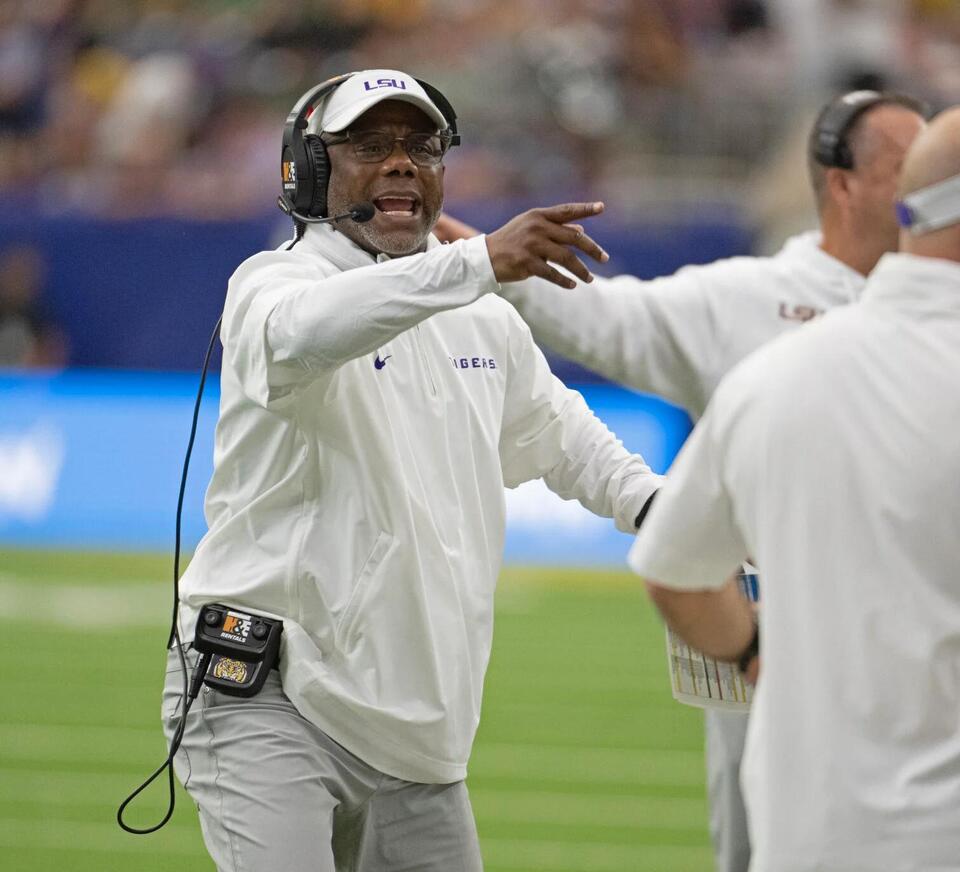 5 things you should know about Frank Wilson, LSU football's new interim ...