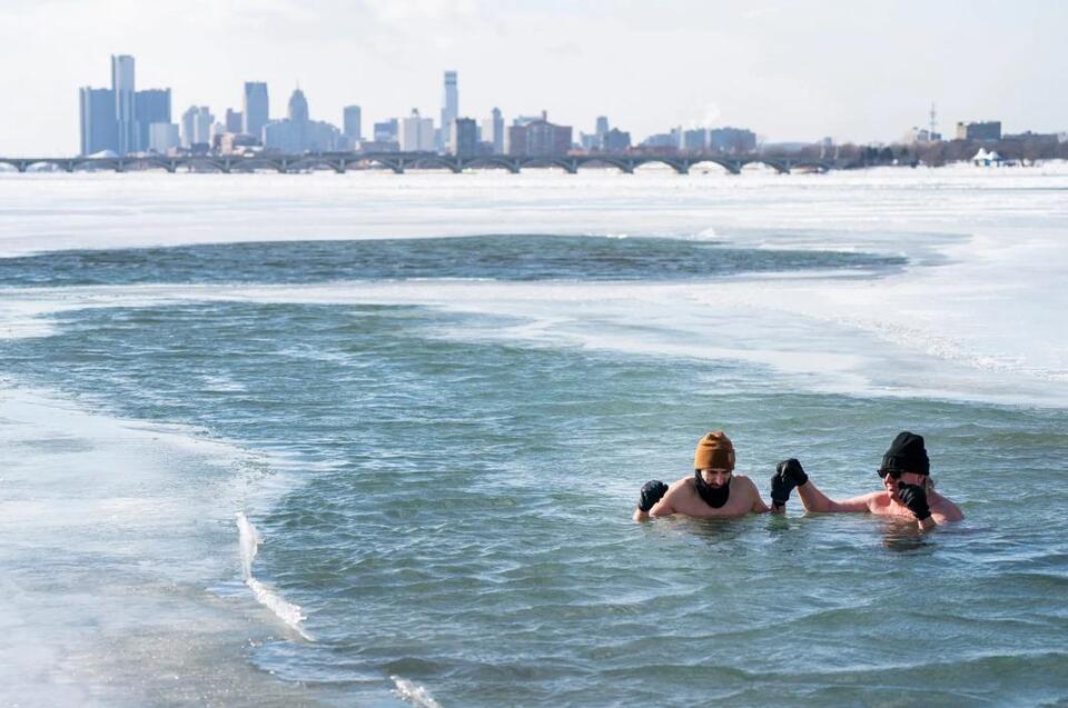 Brrr! See photos as extreme cold covers most of the US - NewsBreak