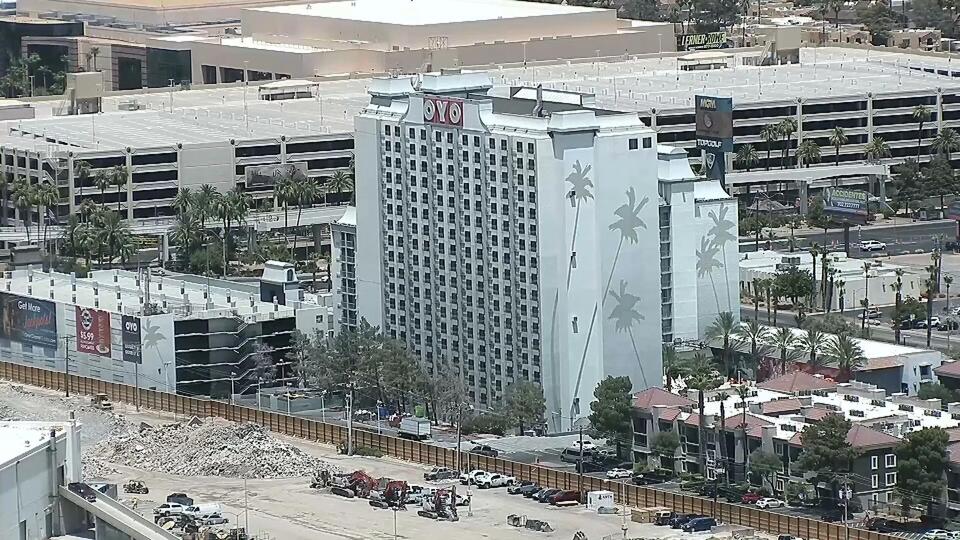 Nevada OSHA looking into potential air conditioning issue at OYO in Las ...