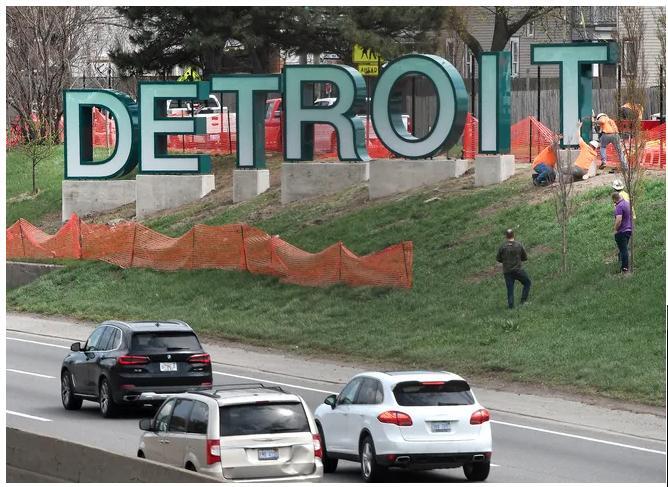 Detroit mayor hopeful plans to return city to 1M residents by annexing ...