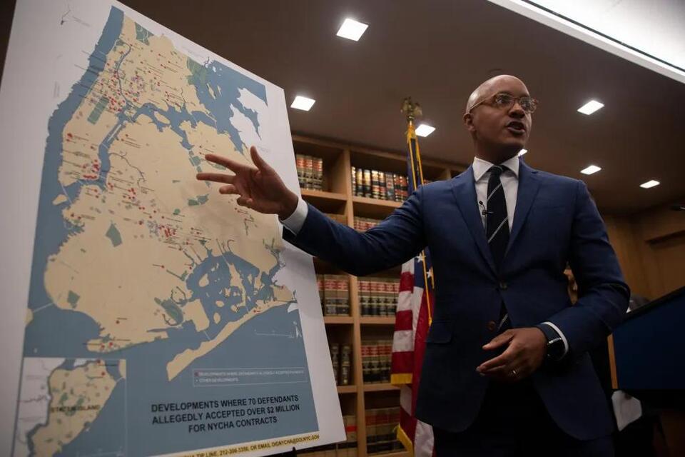 Feds Bust 70 NYCHA Supers on Bribery Charges Tied to No-Bid Contracts ...