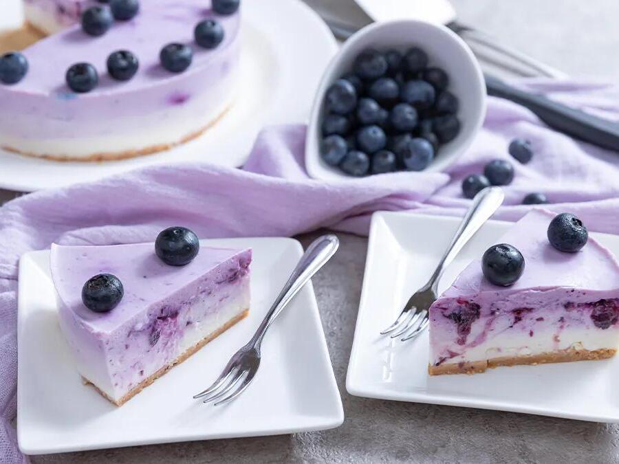 Our Blueberry Icebox Cheesecake Recipe Is a Perfect Sweet Treat in the ...