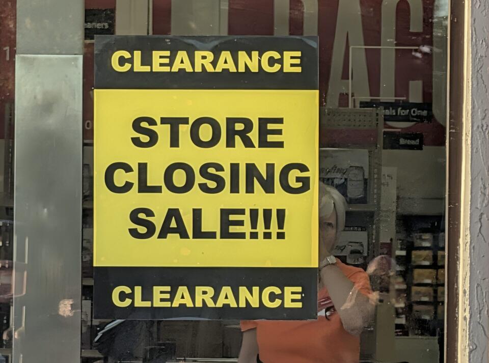 Days are numbered for the first grocery store to open in The Villages ...