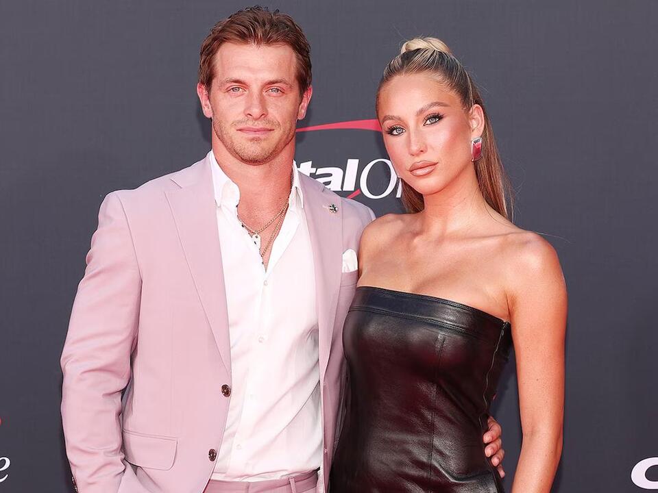 TikToker Alix Earle Surprises NFL Player Braxton Berrios With ...