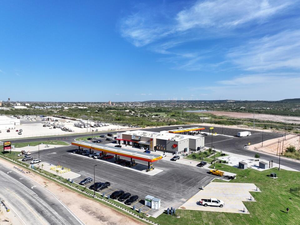 New Love’s truck stop off I-20 brings 105 truck parking spaces to Texas ...