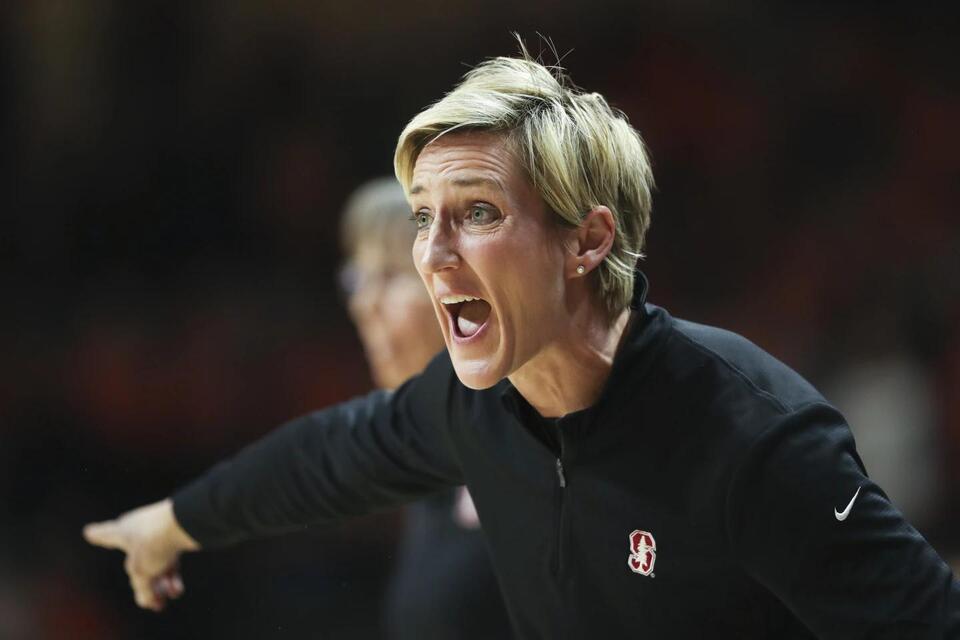 For new Stanford coach Kate Paye, following Tara VanDerveer is a tall ...