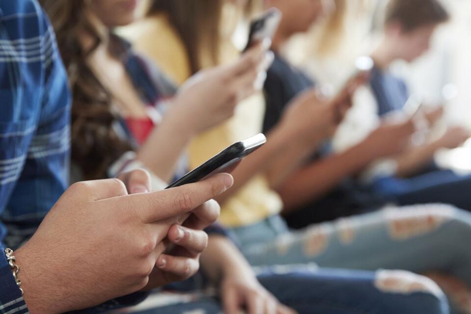 N.J. spends $1M locking up student phones statewide - NewsBreak