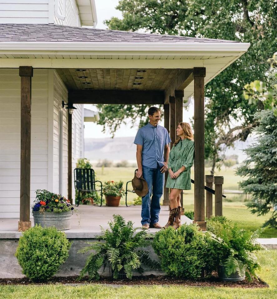 Cheyenne designer's farmhouse makes it into current edition of Country ...