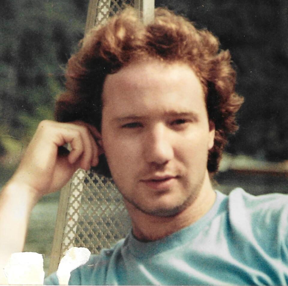 Robert "Bobby" Hartman Hamilton - NewsBreak